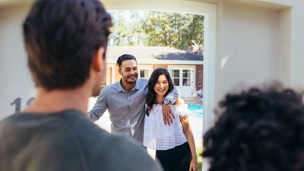 How to Connect with Your New Neighbors - NewHomeSource.com