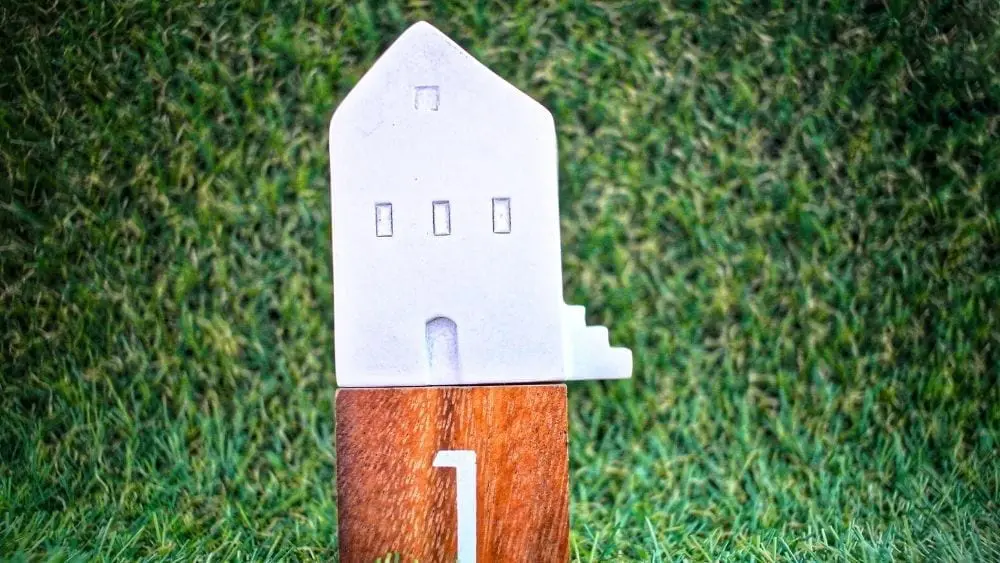 The Dos and Don’ts of Touring a Model Home - NewHomeSource.com